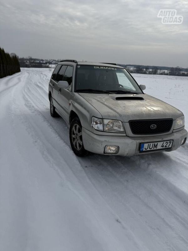 Subaru Forester 2000 Tauragė, ar dzinēja tilpumu 2.00 L un nobraukumu 249 tūkst. km par 1700 €, foto 1 vietnē AUTOMOTO.COM.LV