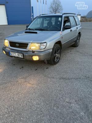 Subaru Forester 2000 Tauragė, ar dzinēja tilpumu 2.00 L un nobraukumu 244 tūkst. km par 1900 €, foto 2 vietnē AUTOMOTO.COM.LV