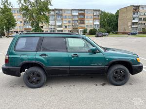 Subaru Forester 2000 in Vilnius, with an engine capacity of 2.50 L and mileage of 278 thousand km for 1200 €, photo 7 on AUTOMOTO.COM.LV