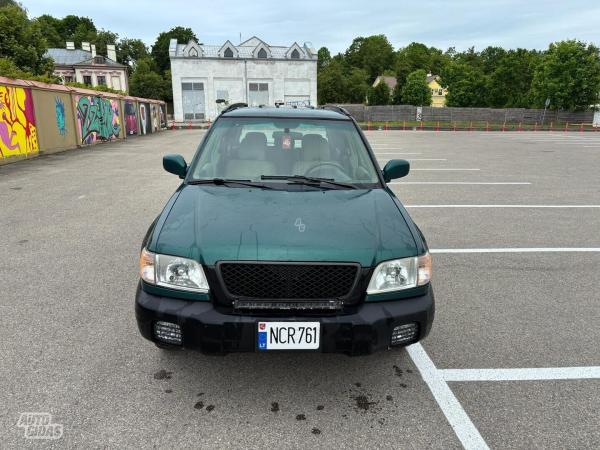 Subaru Forester 2000 in Vilnius, with an engine capacity of 2.50 L and mileage of 278 thousand km for 1200 €, photo 8 on AUTOMOTO.COM.LV