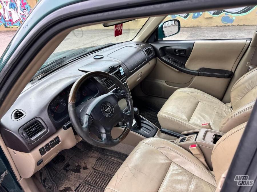 Subaru Forester 2000 in Vilnius, with an engine capacity of 2.50 L and mileage of 278 thousand km for 1200 €, photo 11 on AUTOMOTO.COM.LV