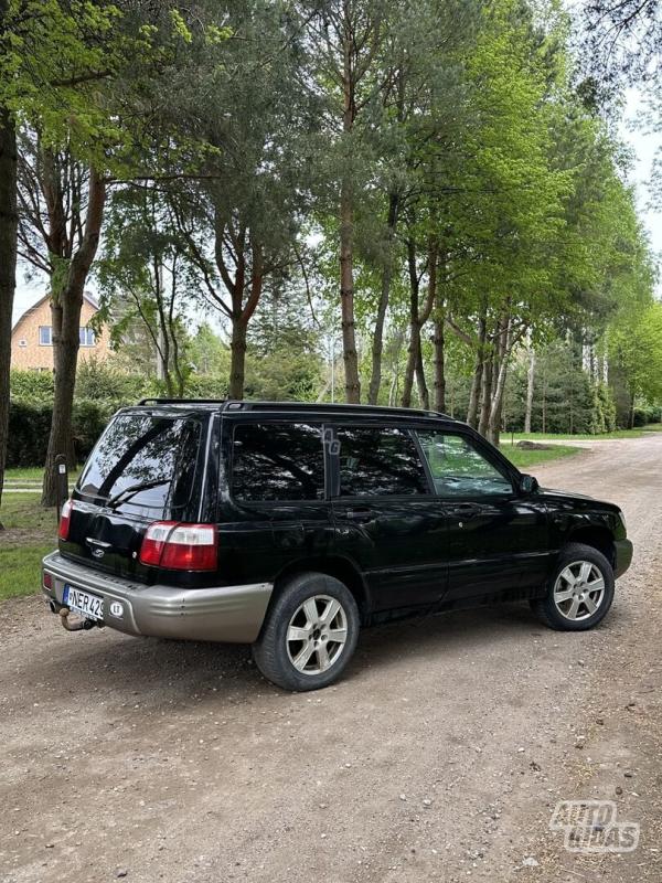 Subaru Forester 2001 Šilutė, ar dzinēja tilpumu 2.00 L un nobraukumu 382 tūkst. km par 1000 €, foto 4 vietnē AUTOMOTO.COM.LV