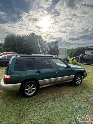 Subaru Forester 2001 in Vilnius, with an engine capacity of 2.00 L and mileage of 370 thousand km for 1100 €, photo 5 on AUTOMOTO.COM.LV