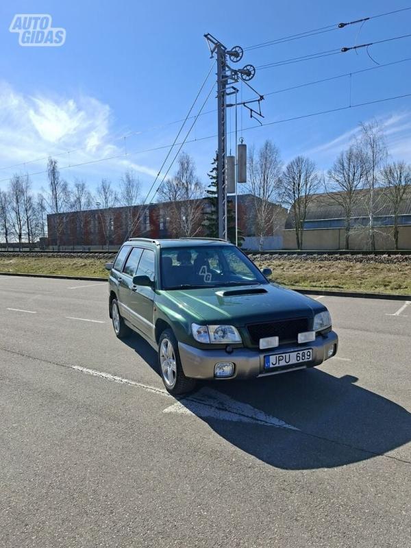 Subaru Forester 2002 in Radviliskis, with an engine capacity of 2.00 L and mileage of 290 thousand km for 2700 €, photo 1 on AUTOMOTO.COM.LV