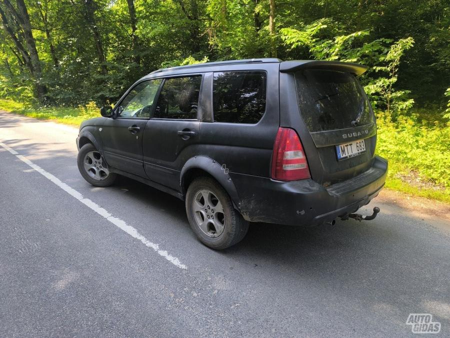 Subaru Forester 2002 in Kaisiadorys, with an engine capacity of 2.00 L and mileage of 429 thousand km for 1800 €, photo 5 on AUTOMOTO.COM.LV