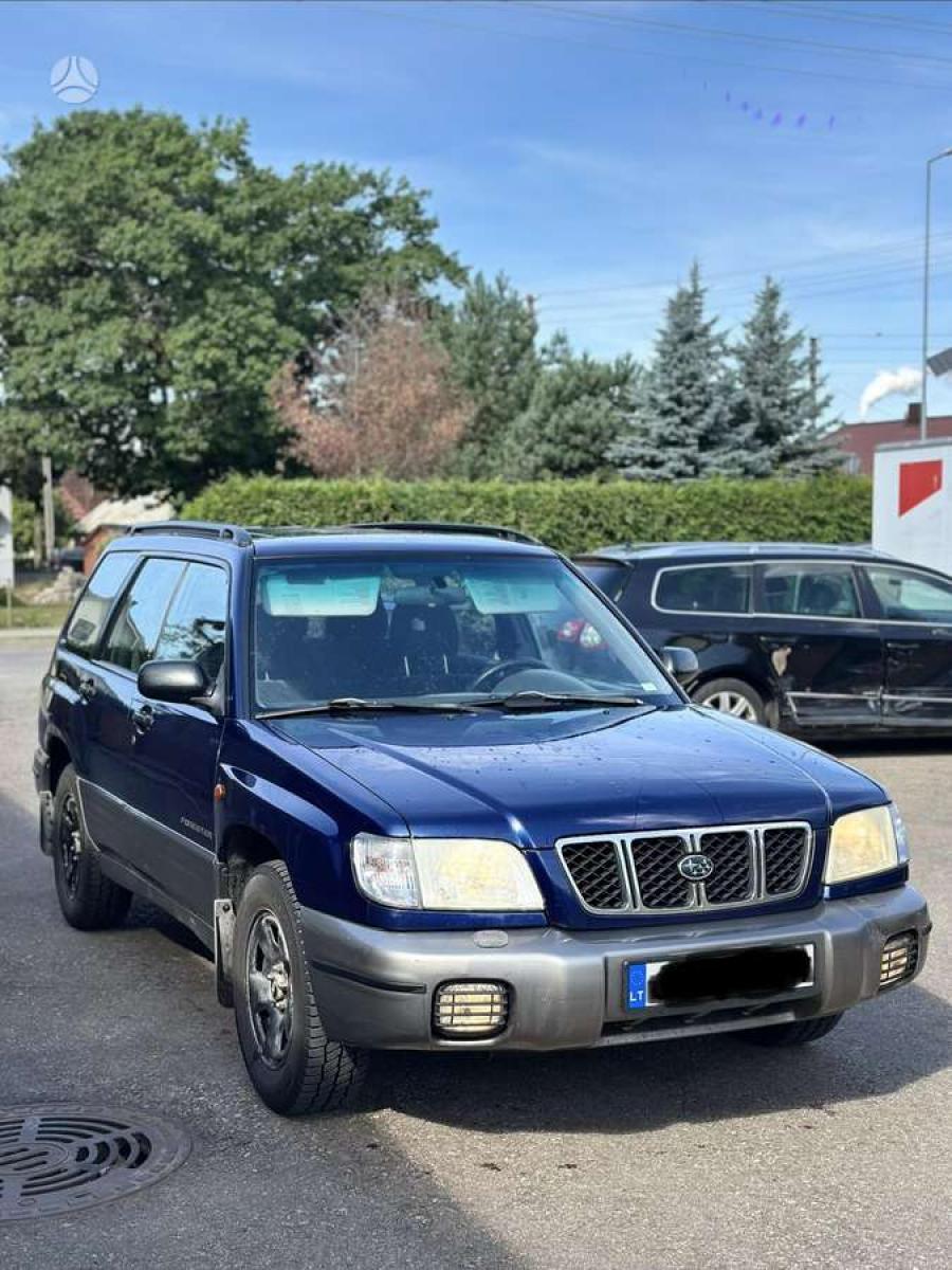 Subaru Forester 2002 in Kazlu Ruda, with an engine capacity of 1.99 L and mileage of 317 thousand km for 1500 €, photo 1 on AUTOMOTO.COM.LV