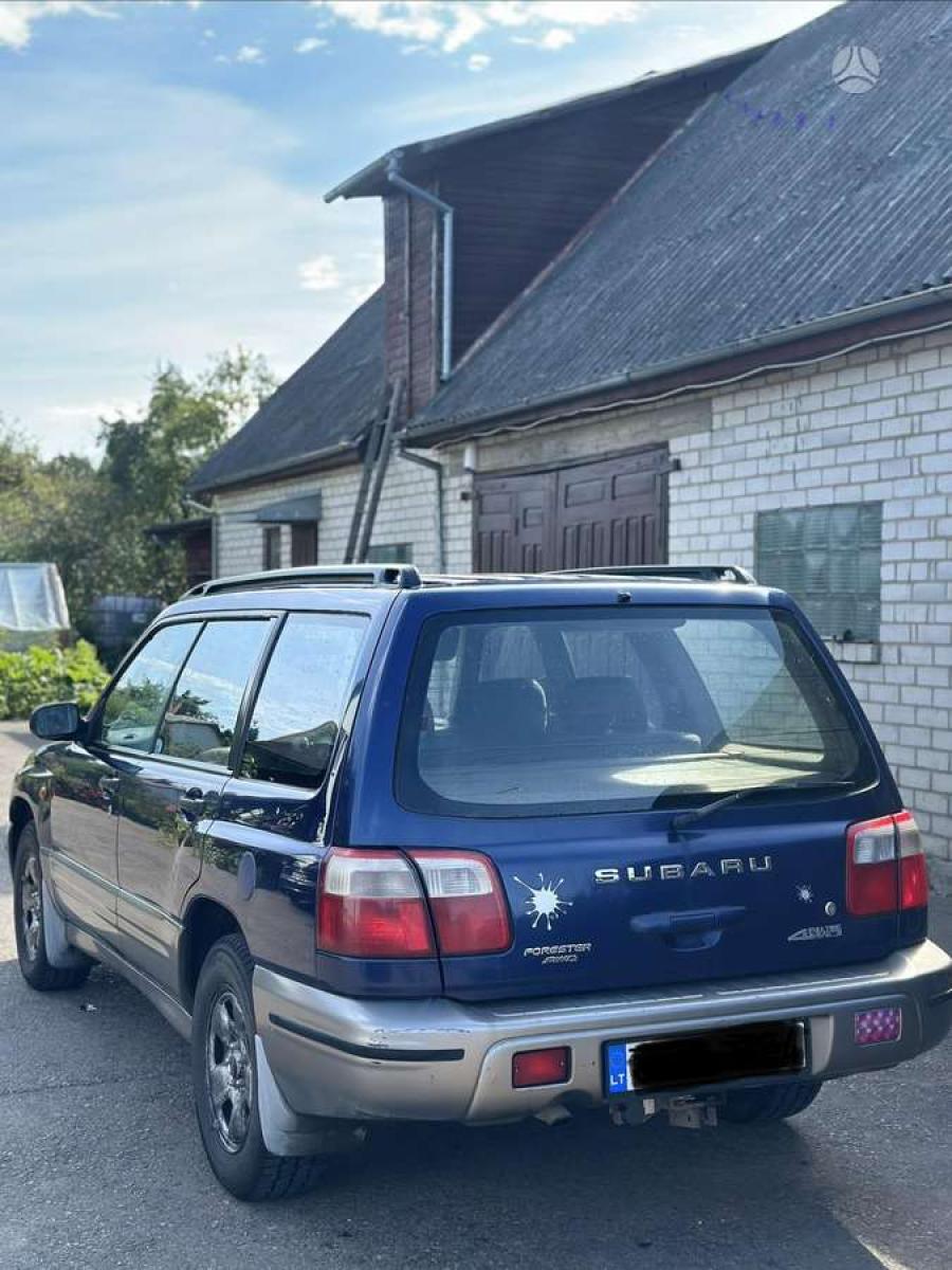 Subaru Forester 2002 in Kazlu Ruda, with an engine capacity of 1.99 L and mileage of 317 thousand km for 1500 €, photo 5 on AUTOMOTO.COM.LV