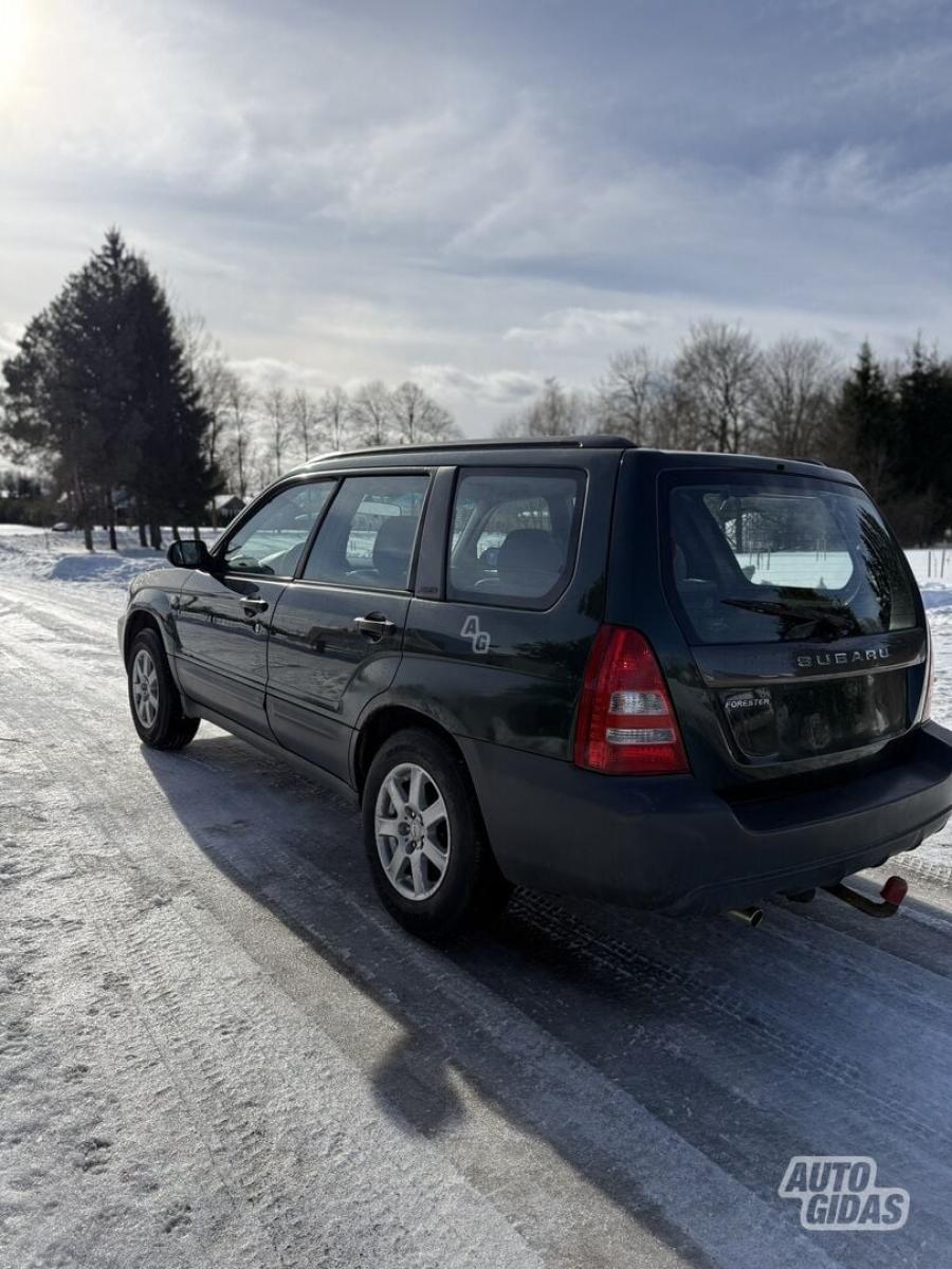 Subaru Forester 2003 Jurbarkas, ar dzinēja tilpumu 2.00 L un nobraukumu 215 tūkst. km par 1250 €, foto 5 vietnē AUTOMOTO.COM.LV