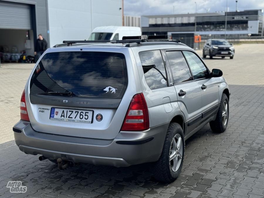 Subaru Forester 2003 in Vilnius, with an engine capacity of 2.00 L and mileage of 325 thousand km for 2700 €, photo 4 on AUTOMOTO.COM.LV