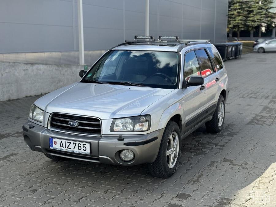 Subaru Forester 2003 Viļņa, ar dzinēja tilpumu 2.00 L un nobraukumu 325 tūkst. km par 2300 €, foto 1 vietnē AUTOMOTO.COM.LV
