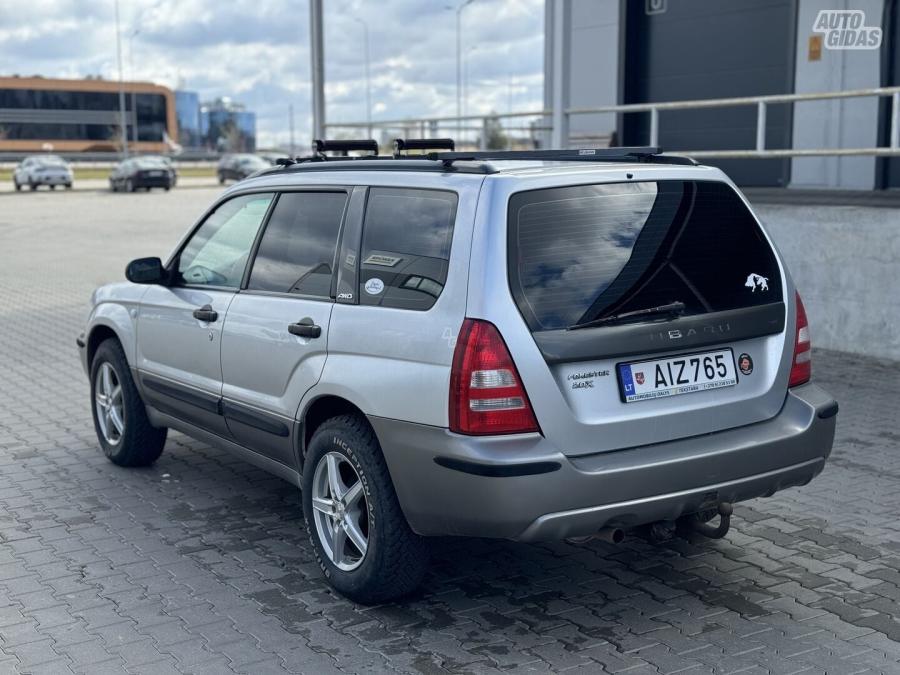 Subaru Forester 2003 Viļņa, ar dzinēja tilpumu 2.00 L un nobraukumu 325 tūkst. km par 2300 €, foto 5 vietnē AUTOMOTO.COM.LV
