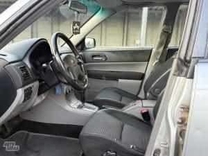 Subaru Forester 2004 in Vilnius, with an engine capacity of 2.00 L and mileage of 224 thousand km for 2900 €, photo 8 on AUTOMOTO.COM.LV