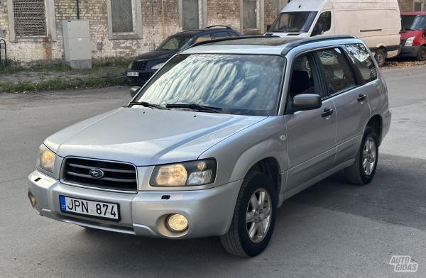 Subaru Forester 2004 in Siauliai on AUTOMOTO.COM.LV Subaru Forester 2004 in Siauliai, with an engine capacity of 2.00 L and mileage of 325 thousand km for 2200 €, photo 1 on AUTOMOTO.COM.LV