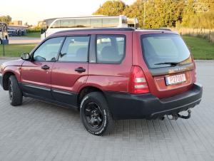 Subaru Forester 2004 in Silute, with an engine capacity of 2.00 L and mileage of 264 thousand km for 2650 €, photo 3 on AUTOMOTO.COM.LV
