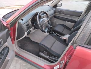 Subaru Forester 2004 in Silute, with an engine capacity of 2.00 L and mileage of 264 thousand km for 2650 €, photo 7 on AUTOMOTO.COM.LV