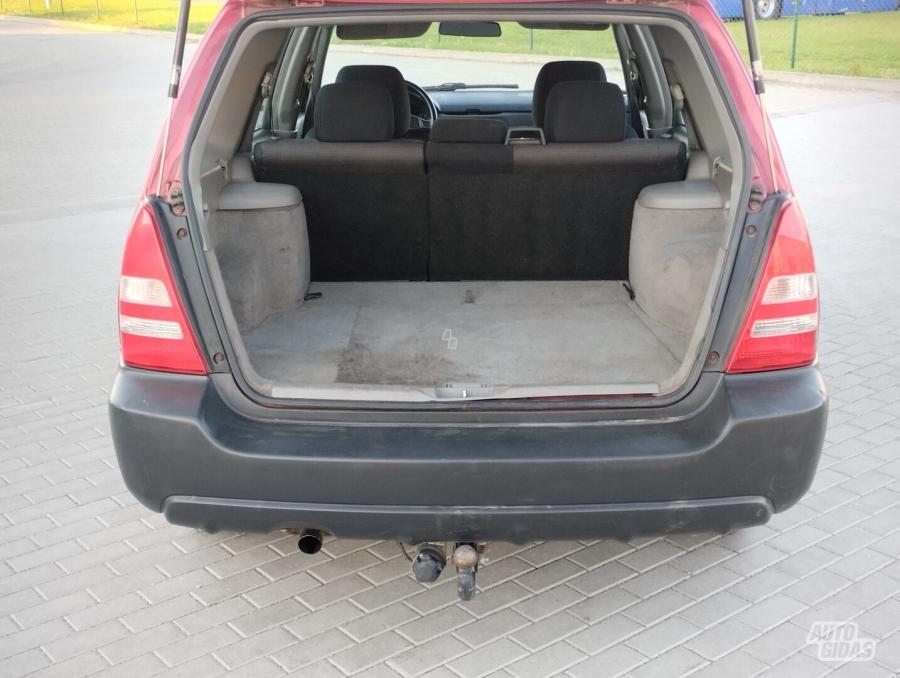 Subaru Forester 2004 in Silute, with an engine capacity of 2.00 L and mileage of 264 thousand km for 2650 €, photo 9 on AUTOMOTO.COM.LV