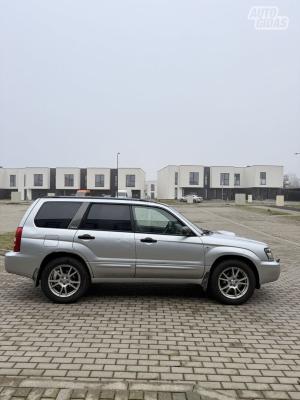 Subaru Forester 2005 in Vilnius, with an engine capacity of 2.00 L and mileage of 300 thousand km for 2950 €, photo 4 on AUTOMOTO.COM.LV