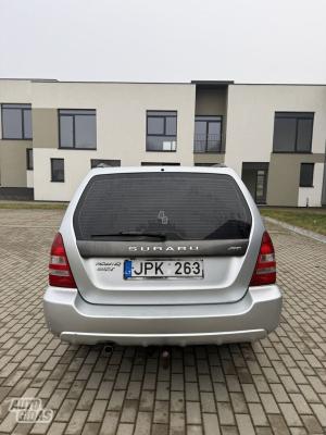 Subaru Forester 2005 in Vilnius, with an engine capacity of 2.00 L and mileage of 300 thousand km for 2950 €, photo 6 on AUTOMOTO.COM.LV