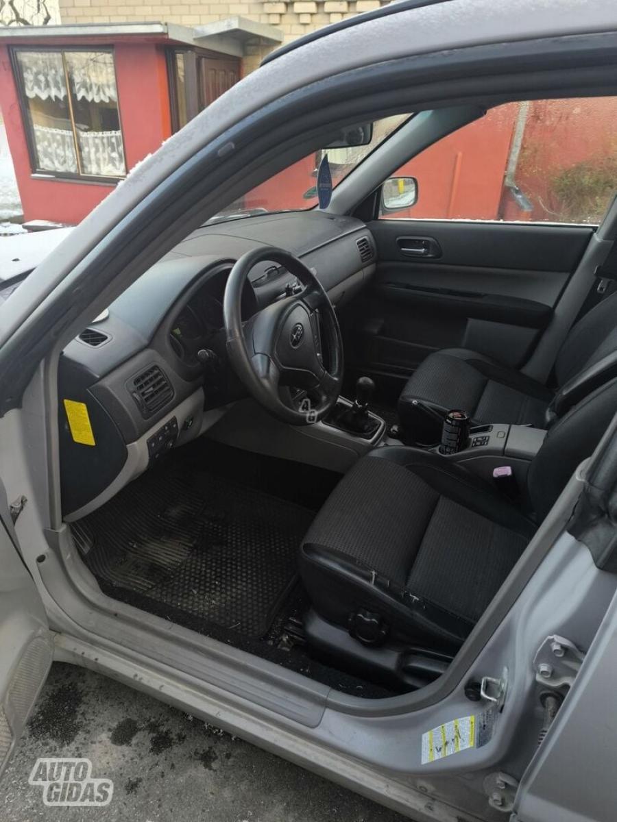 Subaru Forester 2005 Ariogala, ar dzinēja tilpumu 2.00 L un nobraukumu 216 tūkst. km par 3500 €, foto 5 vietnē AUTOMOTO.COM.LV