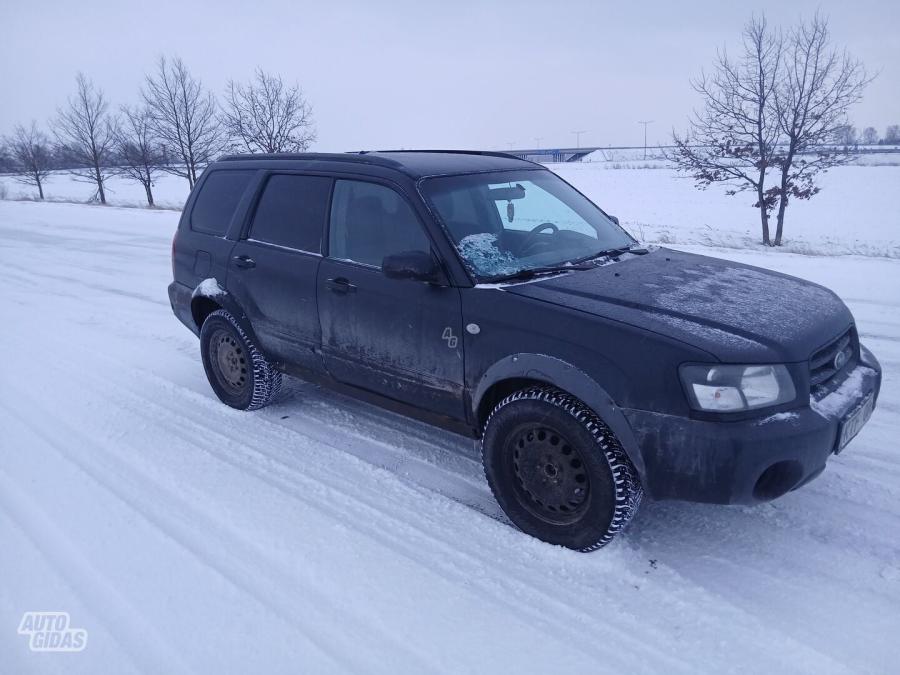 Subaru Forester 2005 in Siauliai, with an engine capacity of 2.00 L and mileage of 410 thousand km for 2200 €, photo 3 on AUTOMOTO.COM.LV