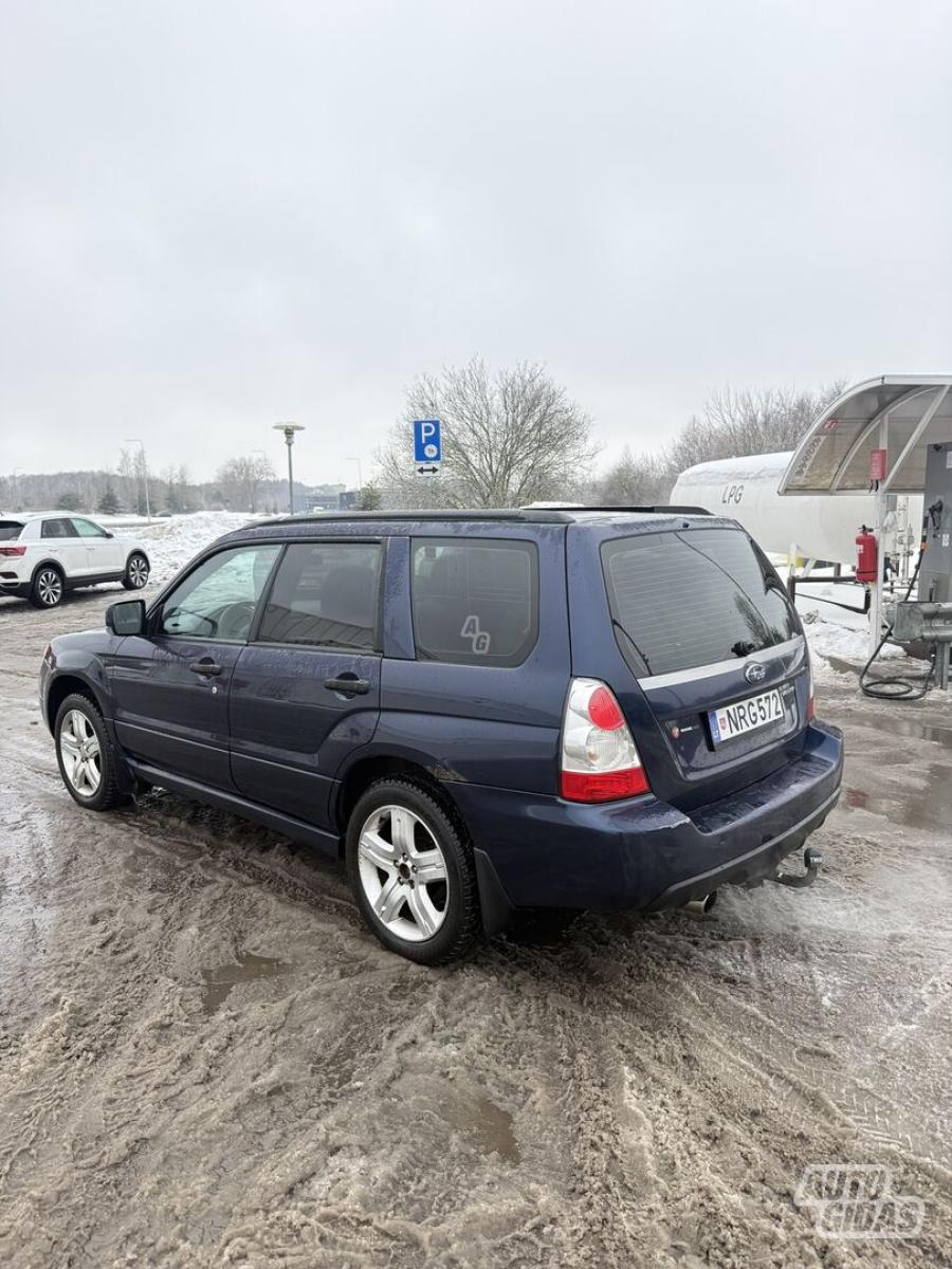 Subaru Forester 2005 Panevēža, ar dzinēja tilpumu 2.50 L un nobraukumu 260 tūkst. km par 3550 €, foto 7 vietnē AUTOMOTO.COM.LV