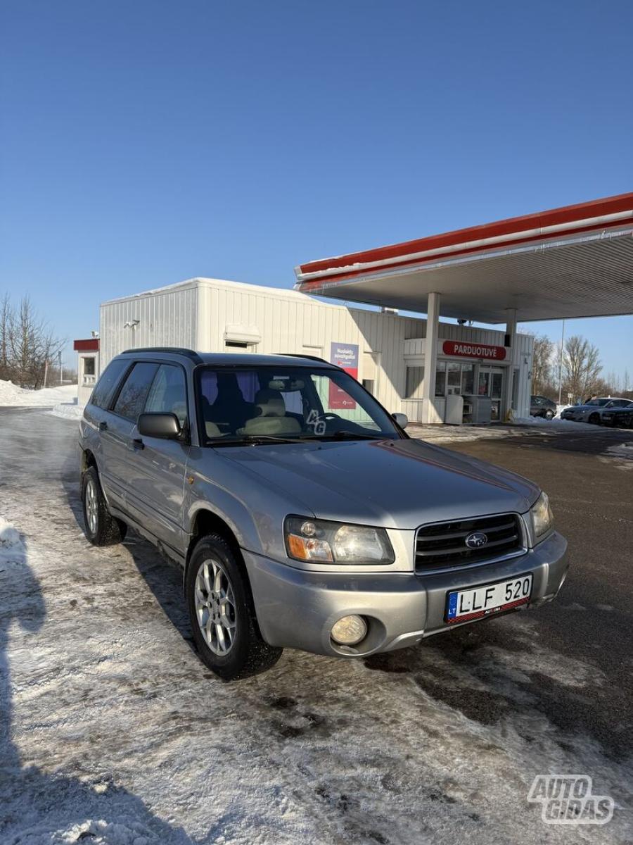Subaru Forester 2005 in Panevezys, with an engine capacity of 2.50 L and mileage of 200 thousand km for 2350 €, photo 5 on AUTOMOTO.COM.LV
