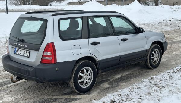 Subaru Forester 2005 in Siauliai, with an engine capacity of 2.00 L and mileage of 393 thousand km for 2250 €, photo 6 on AUTOMOTO.COM.LV