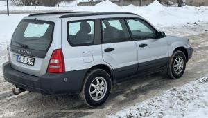 Subaru Forester 2005 in Siauliai, with an engine capacity of 2.00 L and mileage of 393 thousand km for 2250 €, photo 6 on AUTOMOTO.COM.LV
