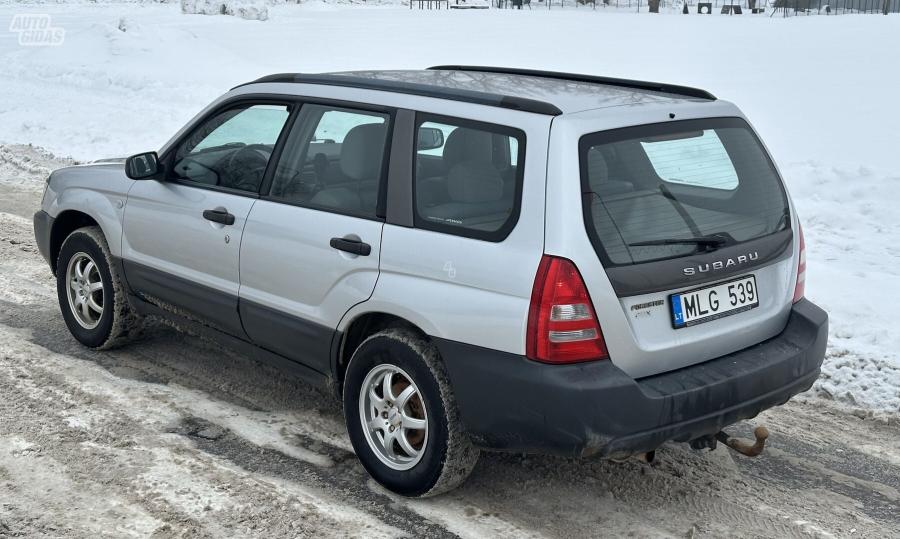 Subaru Forester 2005 in Siauliai, with an engine capacity of 2.00 L and mileage of 393 thousand km for 2250 €, photo 7 on AUTOMOTO.COM.LV