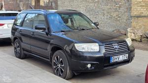 Subaru Forester 2005 Viļņa, ar dzinēja tilpumu 2.00 L un nobraukumu 190 tūkst. km par 3500 €, foto 3 vietnē AUTOMOTO.COM.LV