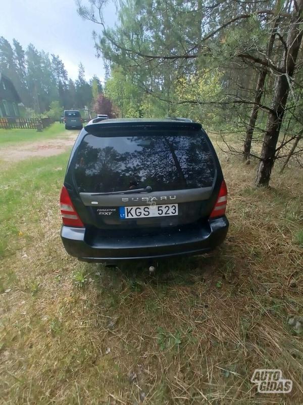 Субару Форестер 2005 в Вильнюс, объемом двигателя 2.50 л и пробегом 300 тыс. км за 1100 €, фото 2 на AUTOMOTO.COM.LV