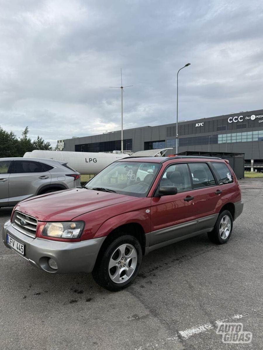 Subaru Forester 2005 in Vilnius, with an engine capacity of 2.00 L and mileage of 30 thousand km for 1500 €, photo 4 on AUTOMOTO.COM.LV
