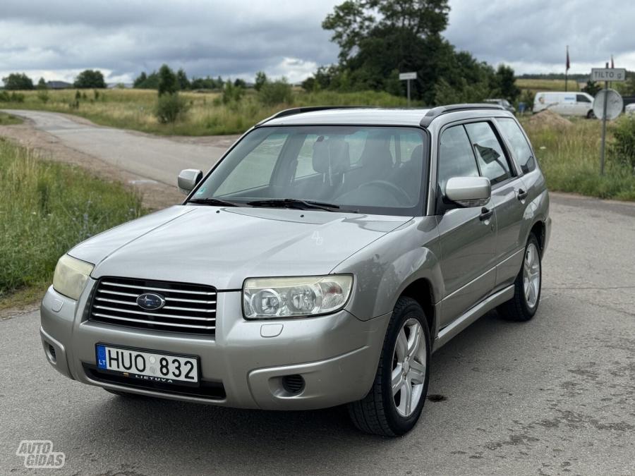Subaru Forester 2005 in Vilnius, with an engine capacity of 2.00 L and mileage of 0 thousand km for 999 €, photo 1 on AUTOMOTO.COM.LV