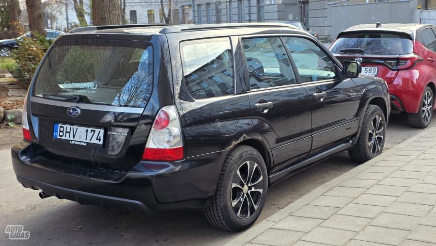 Subaru Forester 2005 Viļņa, ar dzinēja tilpumu 2.00 L un nobraukumu 190 tūkst. km par 2500 €, foto 6 vietnē AUTOMOTO.COM.LV