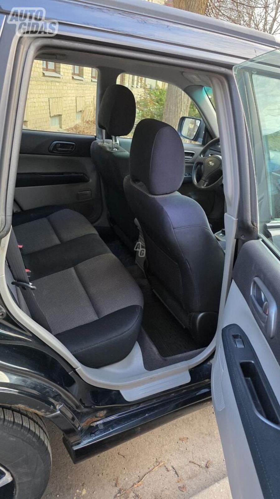 Subaru Forester 2005 Viļņa, ar dzinēja tilpumu 2.00 L un nobraukumu 190 tūkst. km par 2500 €, foto 13 vietnē AUTOMOTO.COM.LV