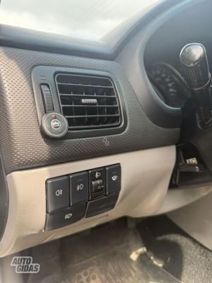 Subaru Forester 2005 in Panevezys, with an engine capacity of 2.00 L and mileage of 300 thousand km for 2350 €, photo 8 on AUTOMOTO.COM.LV