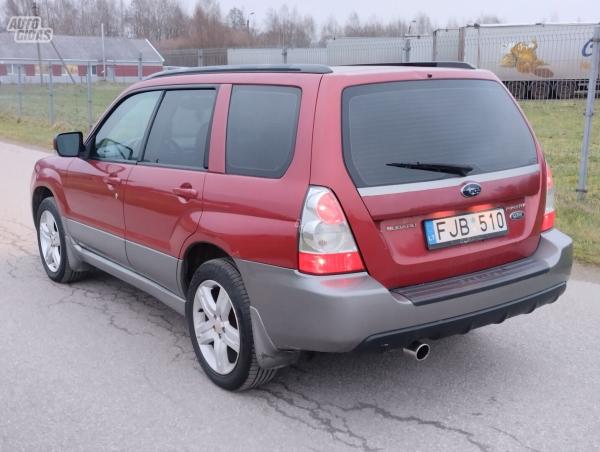Subaru Forester 2006 in Silute, with an engine capacity of 2.50 L and mileage of 230 thousand km for 2899 €, photo 2 on AUTOMOTO.COM.LV