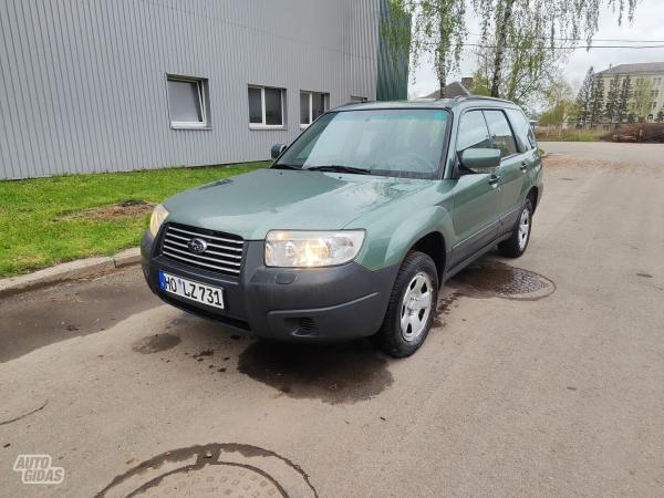 Subaru Forester 2006 Šauļi, ar dzinēja tilpumu 2.00 L un nobraukumu 134 tūkst. km par 2549 €, foto 3 vietnē AUTOMOTO.COM.LV