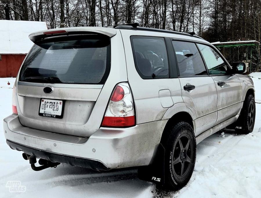 Subaru Forester 2006 in Ignalina, with an engine capacity of 2.00 L and mileage of 138 thousand km for 2950 €, photo 5 on AUTOMOTO.COM.LV