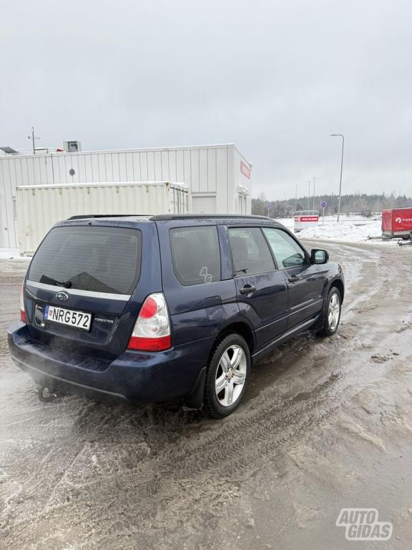 Subaru Forester 2006 in Vilnius, with an engine capacity of 2.50 L and mileage of 300 thousand km for 3550 €, photo 6 on AUTOMOTO.COM.LV