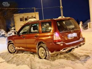 Subaru Forester 2006 in Telschi, with an engine capacity of 2.00 L and mileage of 279 thousand km for 3450 €, photo 8 on AUTOMOTO.COM.LV