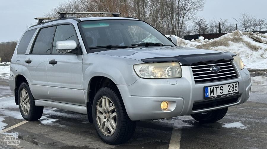 Subaru Forester 2006 in Siauliai, with an engine capacity of 2.00 L and mileage of 430 thousand km for 2250 €, photo 4 on AUTOMOTO.COM.LV