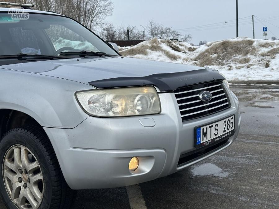 Subaru Forester 2006 in Siauliai, with an engine capacity of 2.00 L and mileage of 430 thousand km for 2250 €, photo 5 on AUTOMOTO.COM.LV