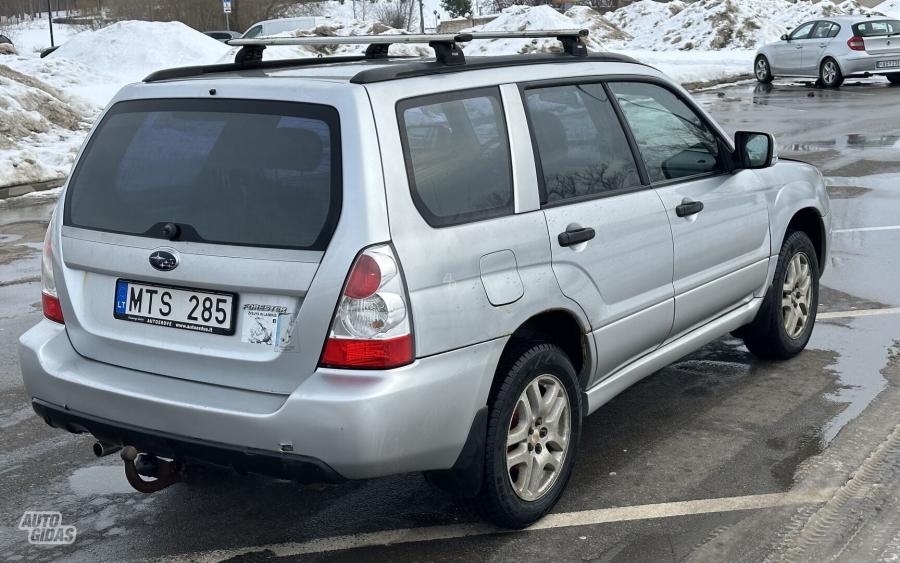Subaru Forester 2006 in Siauliai, with an engine capacity of 2.00 L and mileage of 430 thousand km for 2250 €, photo 6 on AUTOMOTO.COM.LV