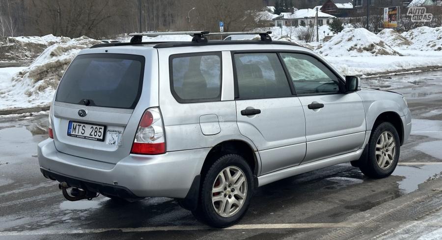 Subaru Forester 2006 in Siauliai, with an engine capacity of 2.00 L and mileage of 430 thousand km for 2250 €, photo 8 on AUTOMOTO.COM.LV