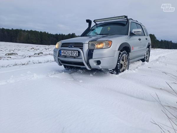 Subaru Forester 2006 Vilkaviškis, ar dzinēja tilpumu 2.00 L un nobraukumu 330 tūkst. km par 2399 €, foto 7 vietnē AUTOMOTO.COM.LV