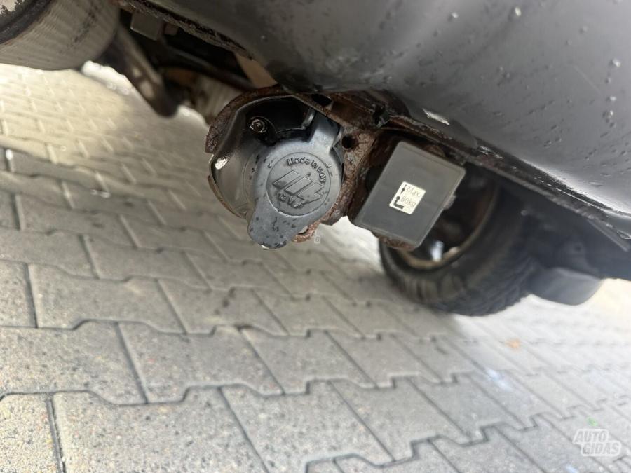 Subaru Forester 2006 Panevēža, ar dzinēja tilpumu 2.00 L un nobraukumu 174 tūkst. km par 2550 €, foto 7 vietnē AUTOMOTO.COM.LV