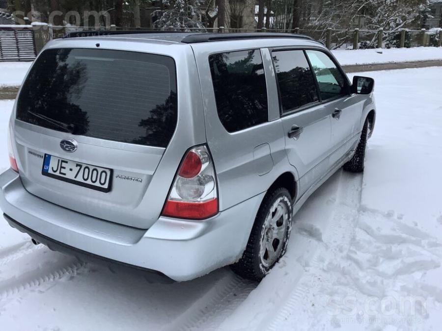 Subaru Forester 2007 in Riga, with an engine capacity of 2.00 L and mileage of 201 thousand km for 3200 €, photo 3 on AUTOMOTO.COM.LV