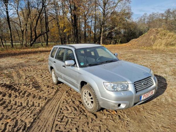 Subaru Forester 2007 Jurbarkas, ar dzinēja tilpumu 2.00 L un nobraukumu 240 tūkst. km par 3550 €, foto 2 vietnē AUTOMOTO.COM.LV