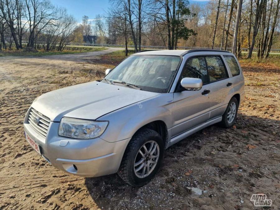 Subaru Forester 2007 in Jurbarkas, with an engine capacity of 2.00 L and mileage of 240 thousand km for 3550 €, photo 6 on AUTOMOTO.COM.LV